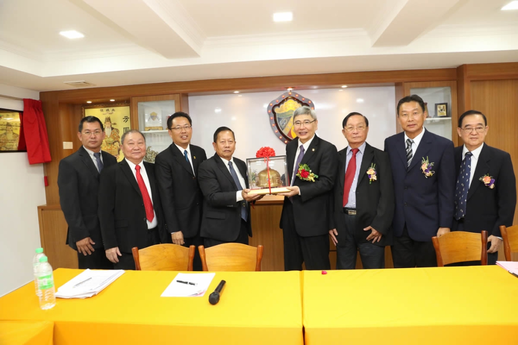 关于总会 – 马来西亚建造行联合总会